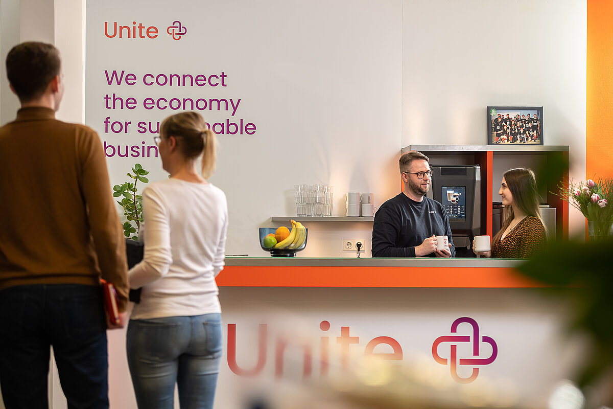 Using ECLASS at Mercateo - ECLASS